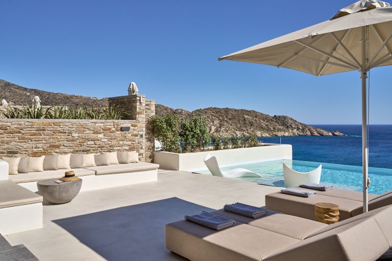 Grand Three-bedroom Suite Private Pool | Accommodation in Ios, Greece